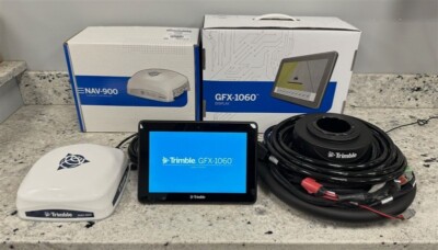 Case IH XCN-1060 & EZ Pilot w/ EZ Pilot Pro License & 1 Year ...