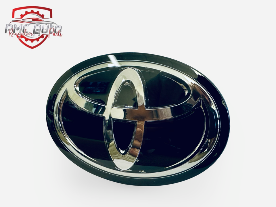 2020-2021 Toyota Corolla Front Grille Emblem Logo Radar OEM 90975-02124 ...