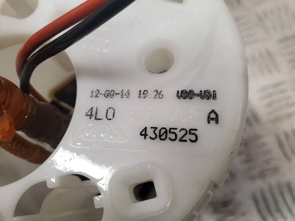 Audi Q7 4L 2015 Kraftstoffpumpe im Tank 4L0919087A Benzin 206kW ...