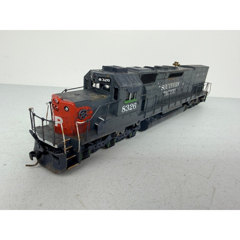 Athearn HO Model Trains Southern Pacific SD45 Diesel Locomotive 8326 | eBay