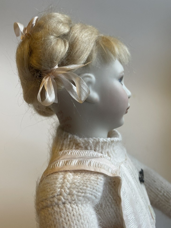 Lynne and Michael Roche artist doll Beth And Her Box Of Treasures 24/50 ...