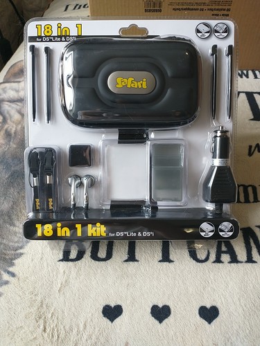 DS Lite & DSi Carry/Travel Case Kit | eBay