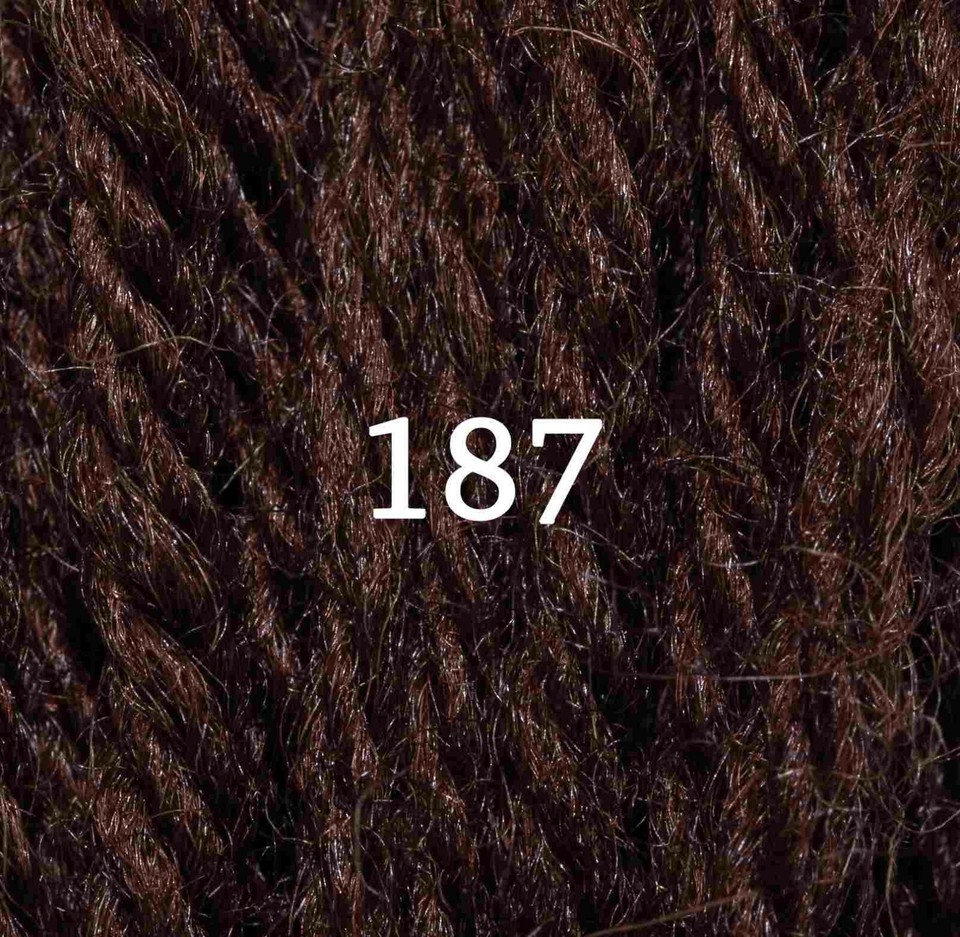 Sets of Appletons Wool Skeins Colour Range - Tapestry 4ply & Crewel ...