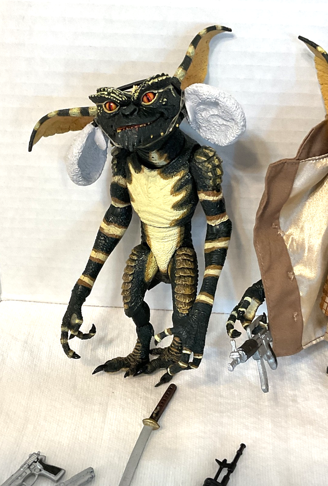 3 Gremlin Action Figures 7” Ultimate, Christmas Carol Winter & Flasher ...