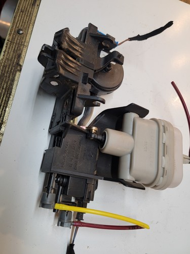 99-02 Mercedes W220 S430 S500 Trunk Lid Latch Lock Vacuum Actuator ...