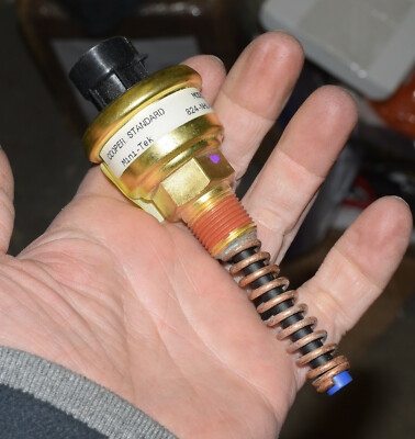 GENERAC MMG-25 GENERATOR 22580 HIGH FUEL LEVEL SENSOR 824-NHU-0000-T ...