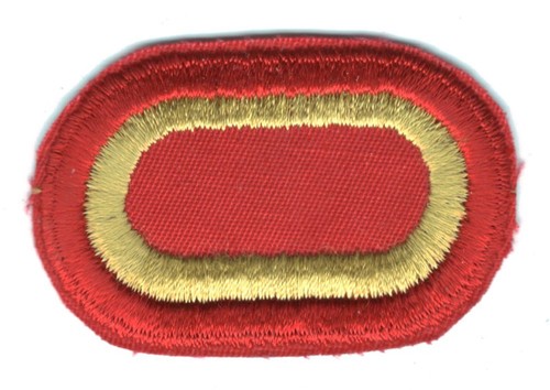 Army Airborne Oval Patch: 407th Supply & Service Battalion - cut edge ...