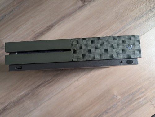 Microsoft XBox One S Green Console 500GB WORKS ! | eBay