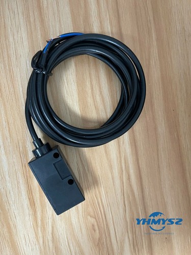 1PC New Omron E3S-DS10E4 Ptoelectronic Switch E3SDS10E4 | eBay