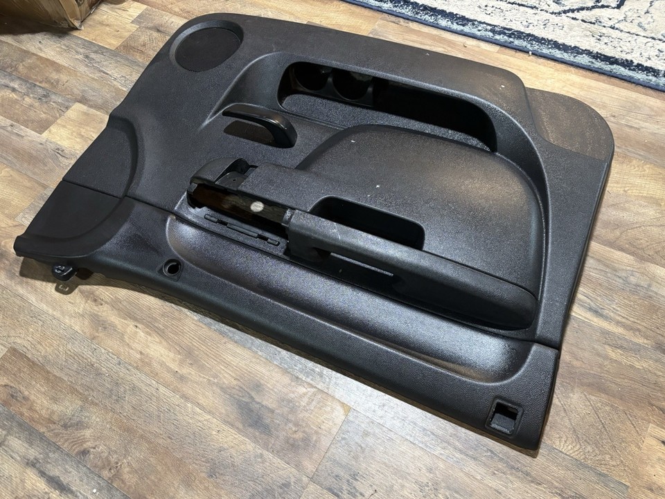 2010-2014 Chevy Silverad Sierra Front Driver Side Door Trim Panel OEM ...