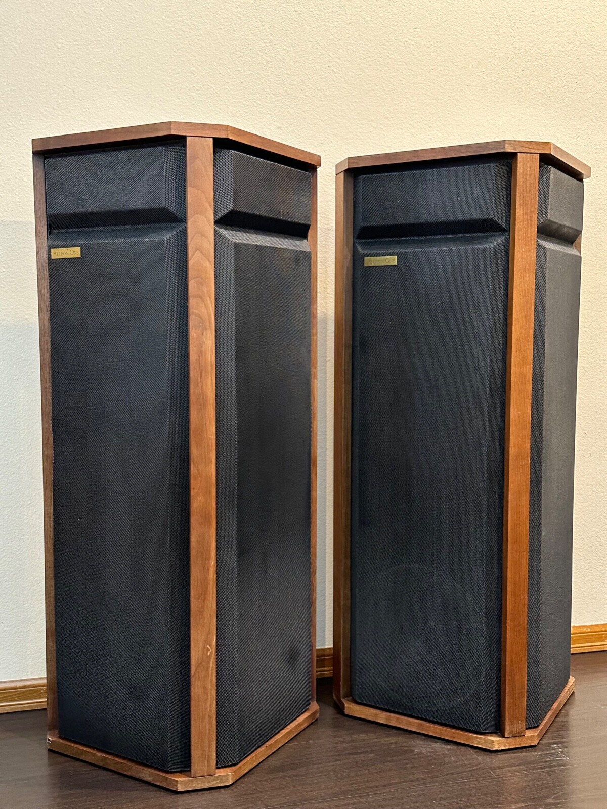 Vintage Allison One Speakers. Serial Numbers: A0007 and A0008 | eBay