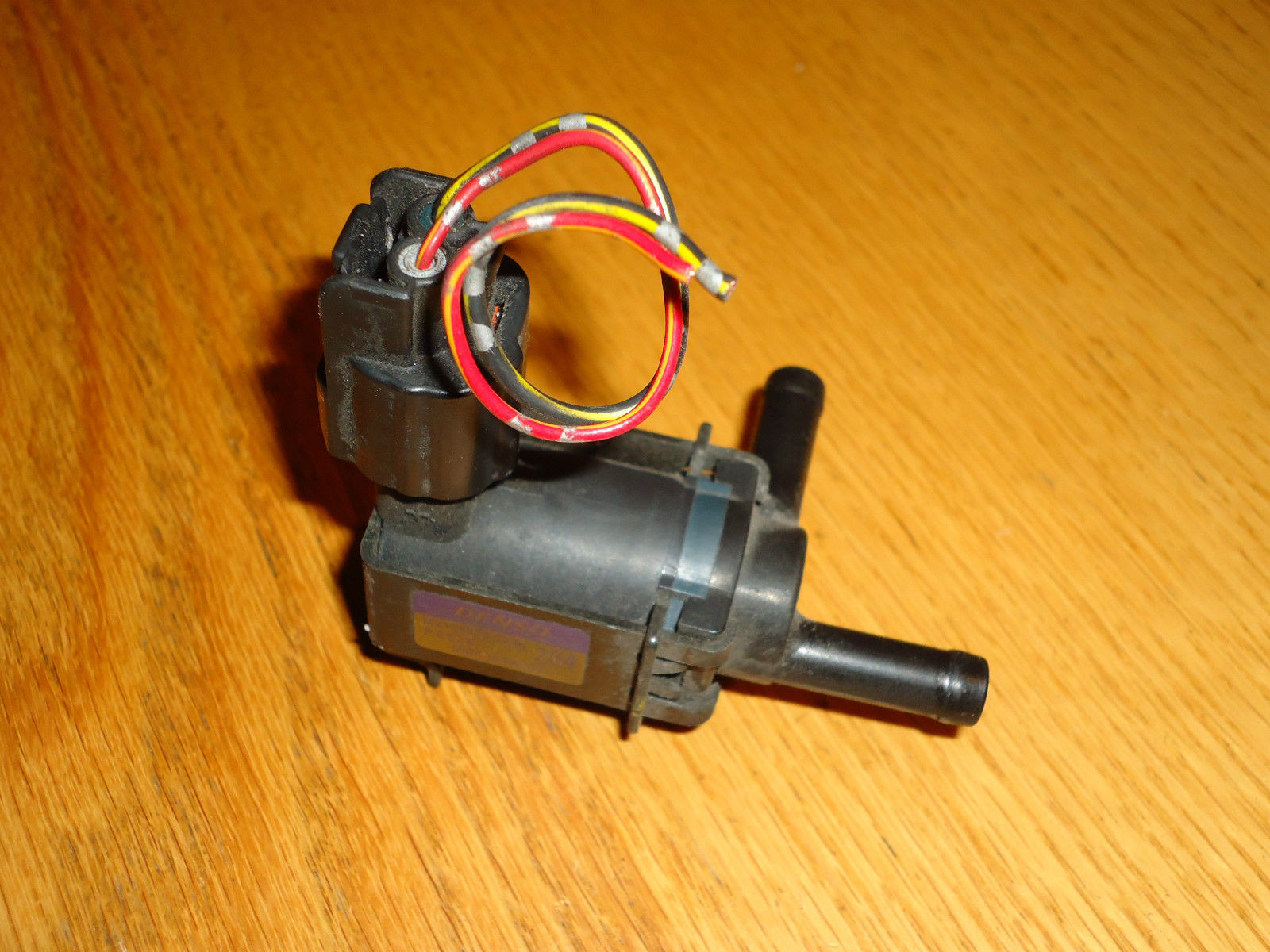 99 to 05 Honda Accord NSX Vapor Purge Solenoid Valve VSV 136200-2040 ...