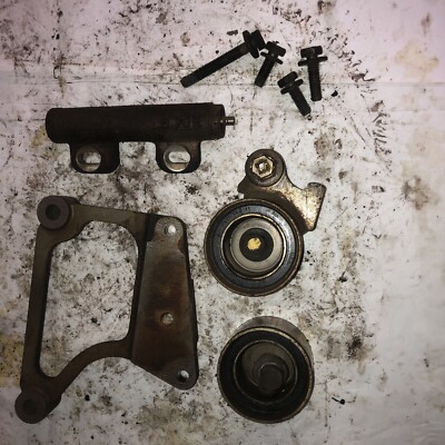 1995-1999 Mitsubishi Eclipse 420A timing components engine bracket ...