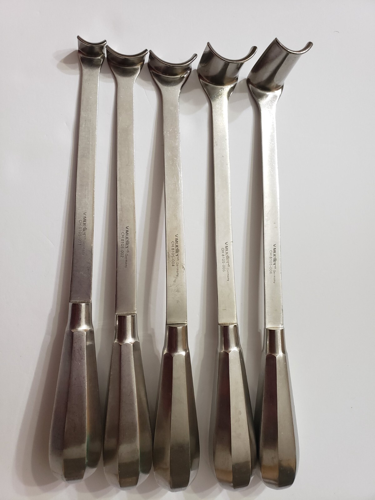 Lot Of 5 V. Mueller Aortic Valve Retractors CH 8105-006, CH 8105-005,CH ...