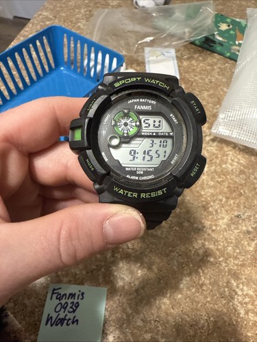 FANMIS Sport Watch – 5ATM Water-Resistance & Stylish - Green And Black ...