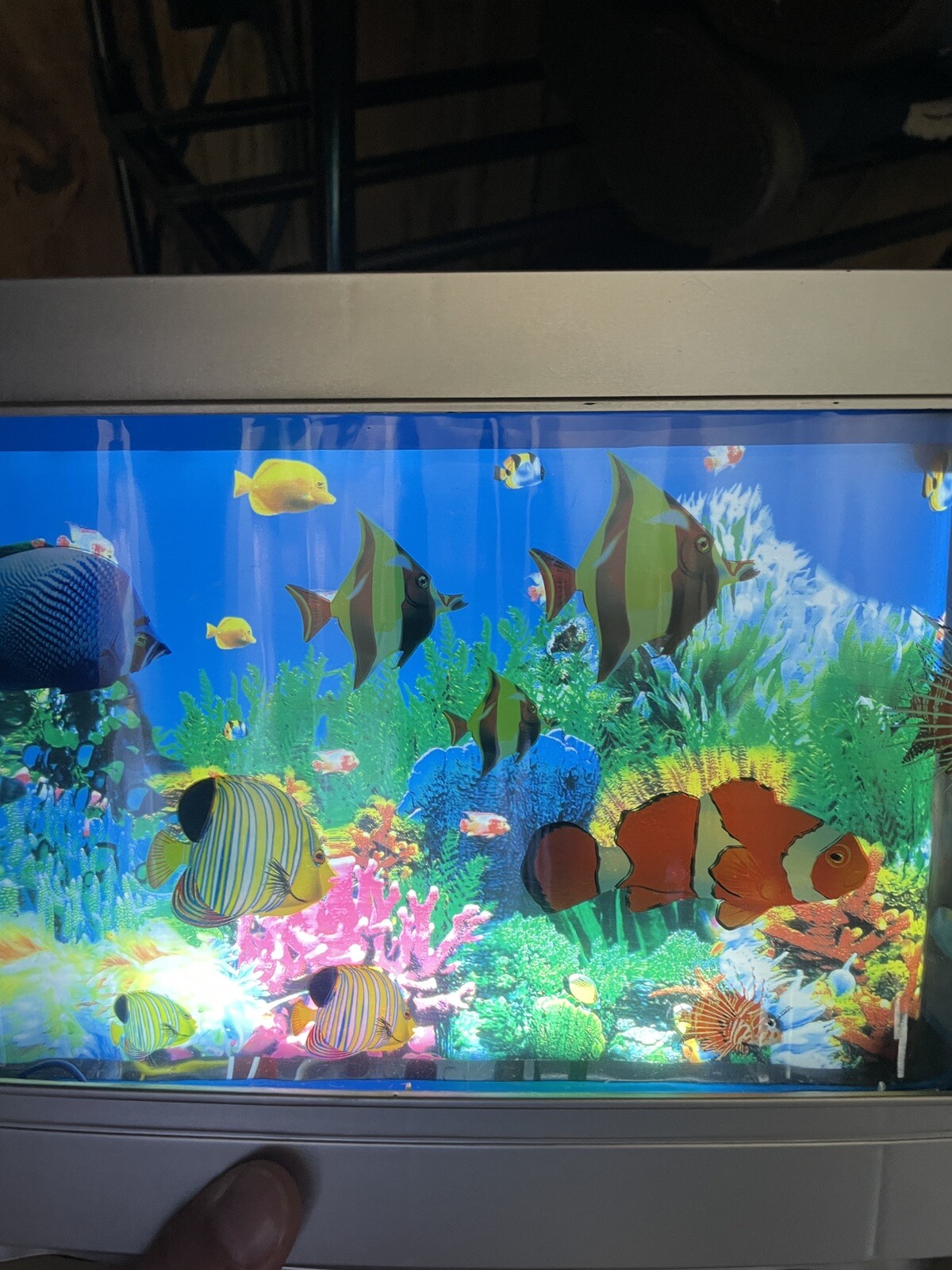 Vintage Living Aquarium Rotating Motion Night Light Moving Ocean Lamp ...