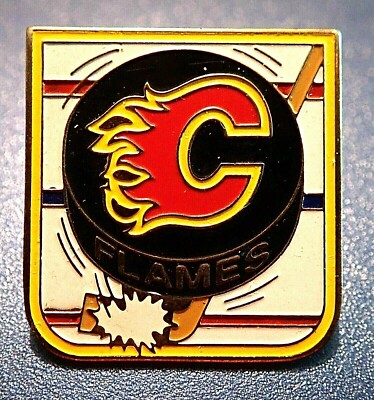 OFFICIAL CALGARY FLAMES NHL HOCKEY STICK PUCK SOUVENIR PIN BADGE ...