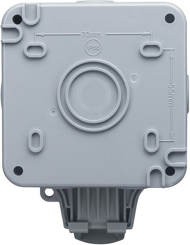 BG WP21 Weatherproof Storm Single Switched 13A Outdoor Socket, IP65 ...