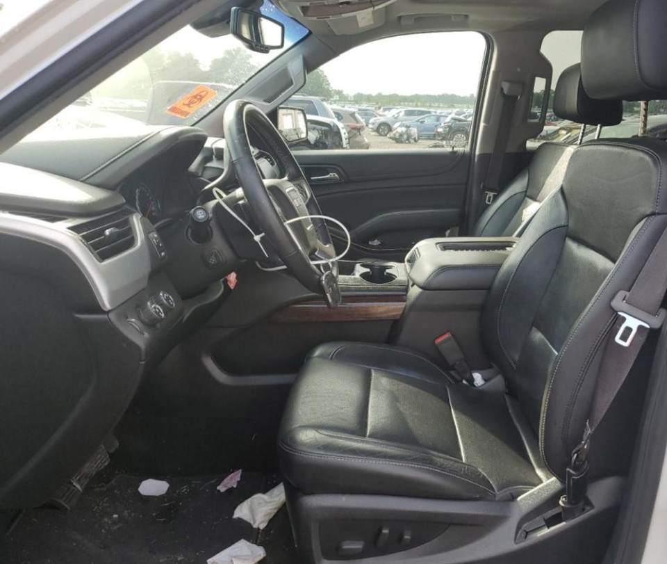 Used Front Center Interior Rear View Mirror fits: 2017 Gmc Yukon xl ...