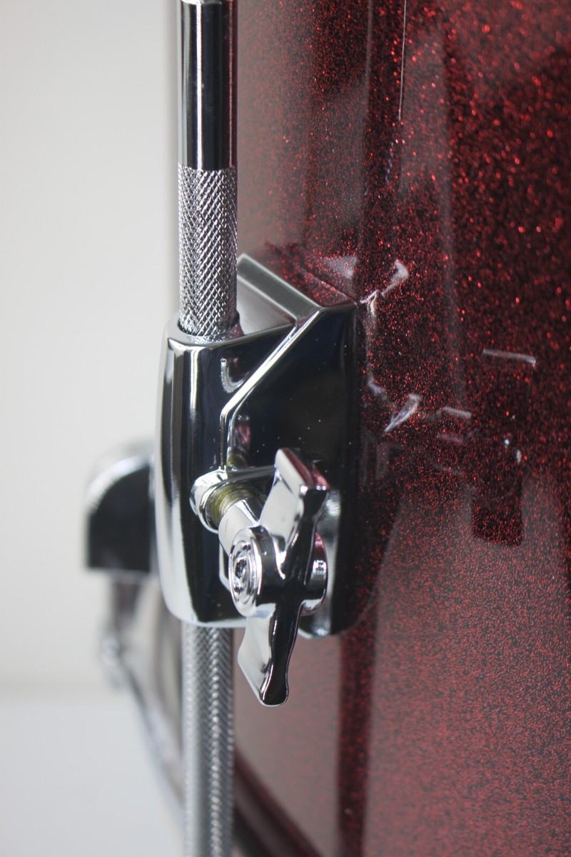 Ludwig Backbeat 16 x 16 Floor Tom Drum - Wine Red Sparkle Ludwig Backbeat 16 x 16 Floor Tom Drum - Wine Red Sparkle
