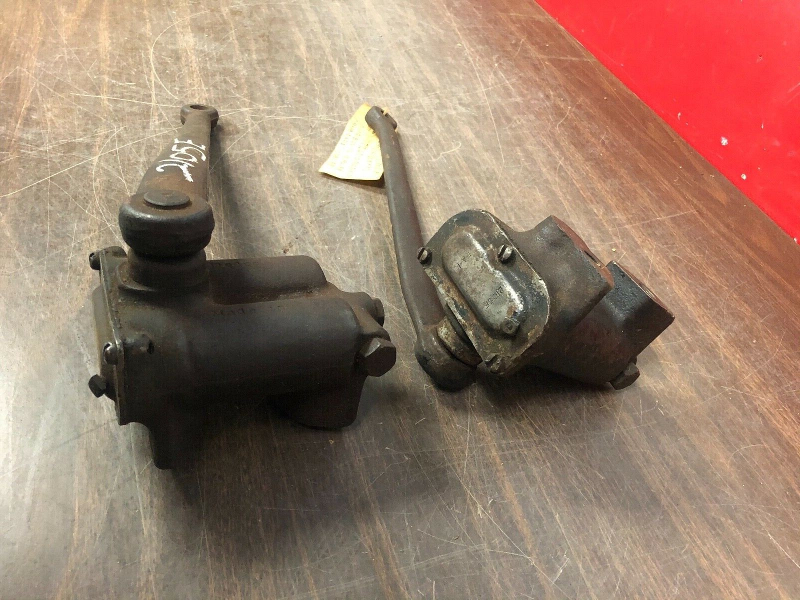 1941-48 OLDSMOBILE 76, 78, 96, 98 1949 OLDSMOBILE 98 REAR DELCO SHOCKS ...