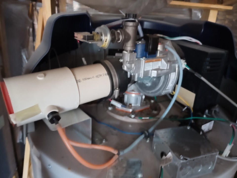 State Water Heater Ultra Force SUF-100-199-NE 300 #100234902 HAS DAMAGE ...