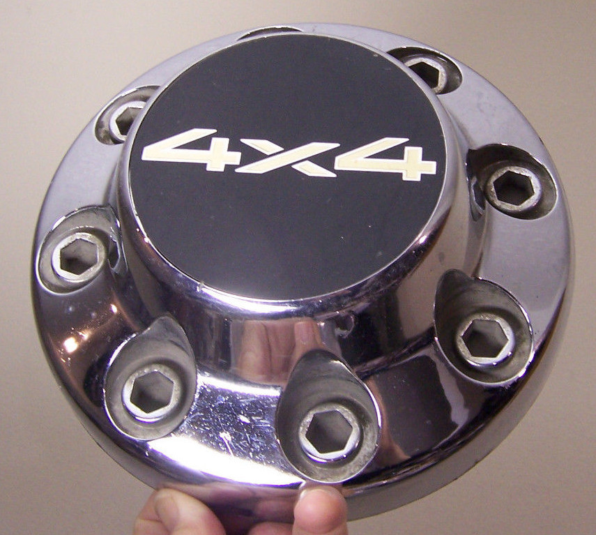 1988 to 1992 Chevy Truck 2500 Surbuban OEM 16" 8 Lug Chrome Center Caps ...