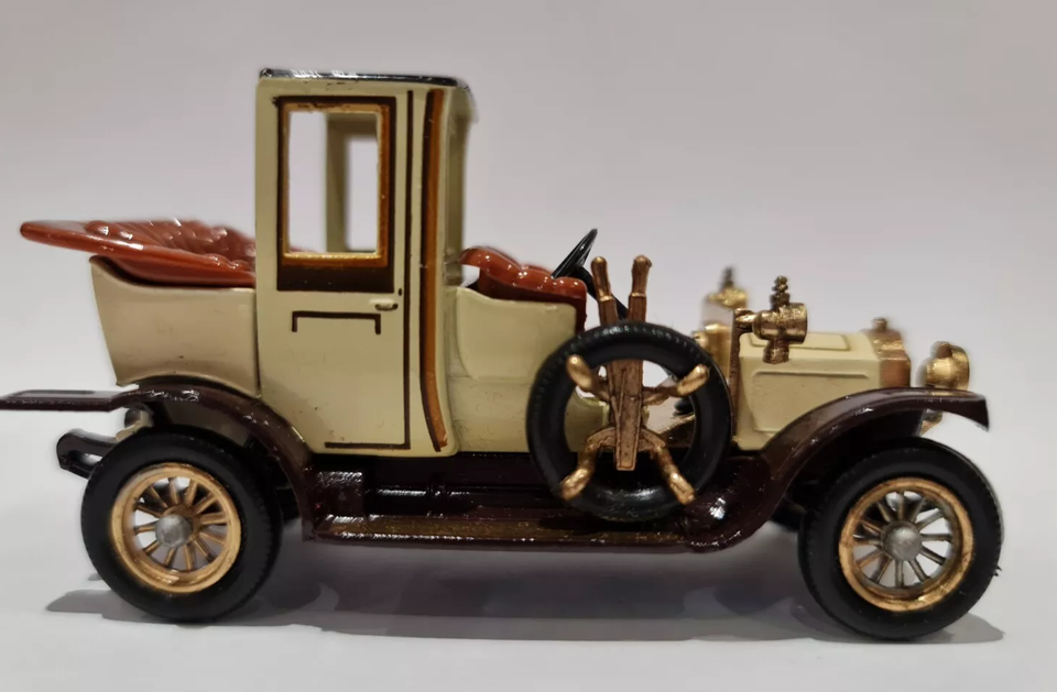 Match box Model Vintage Cars Unique Display Case Old Toy Retro Classic ...