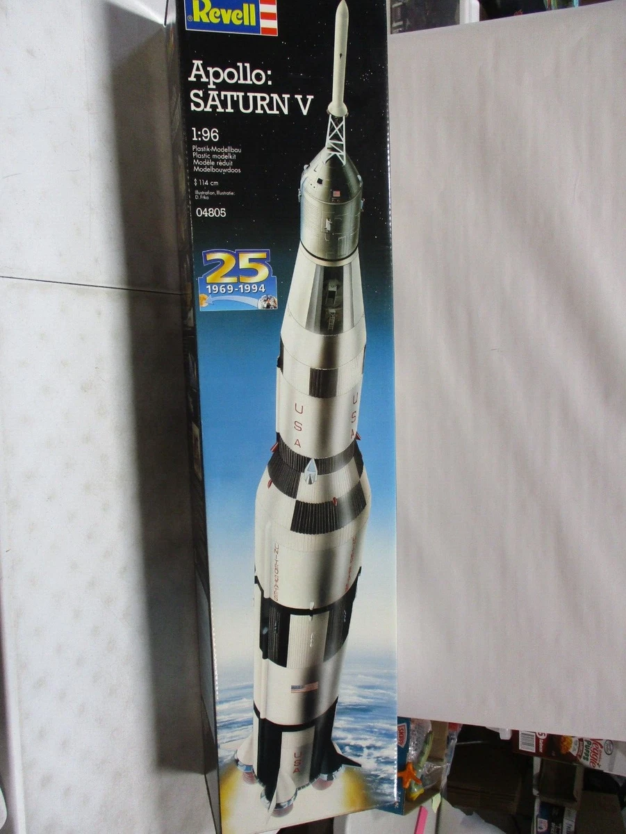 Revell 1969 Saturn V Apollo Rocket Pictures