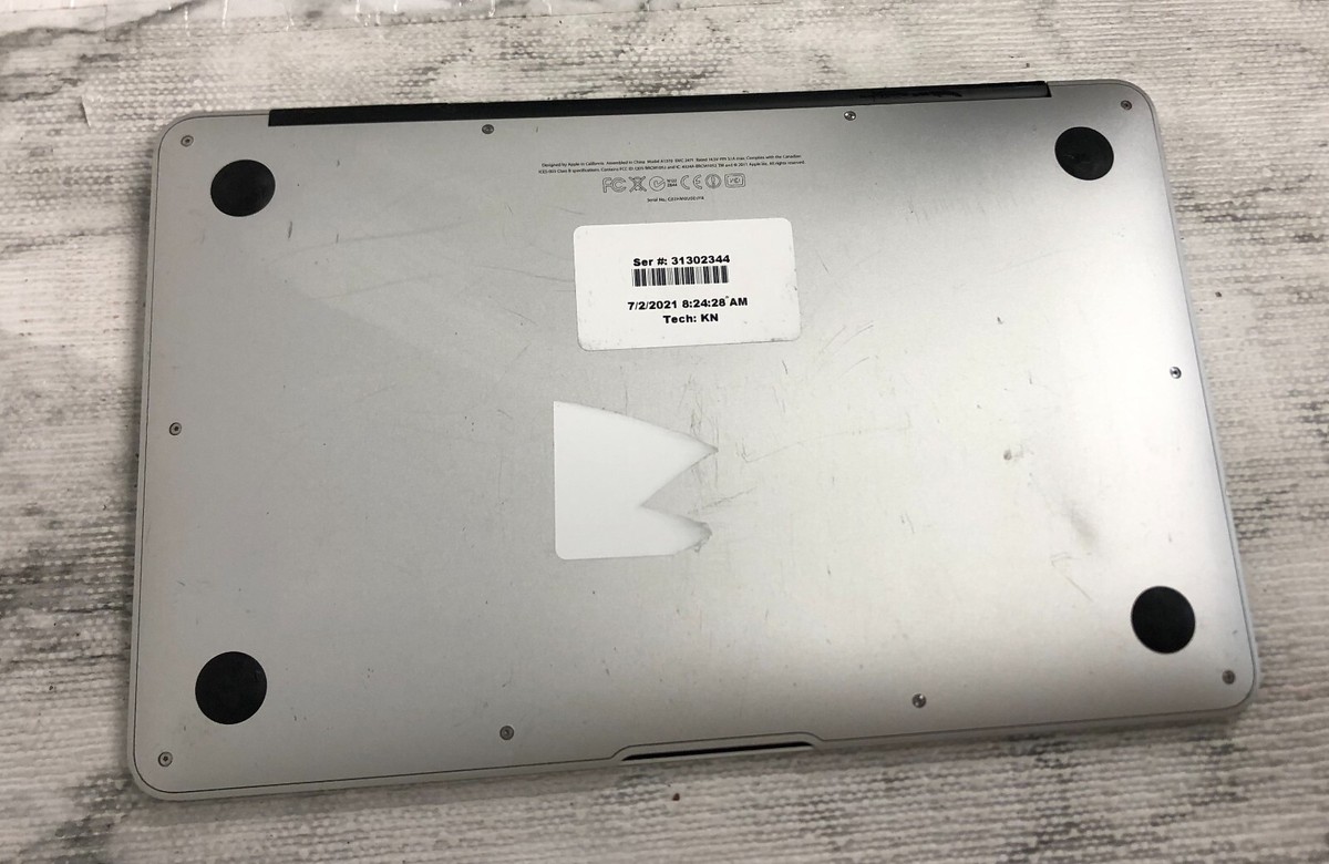 Apple MacBook Air 11-Inch Mid 2011 i5 1.6GHz 4GB RAM 60GB Apple MacBook Air 11-Inch Mid 2011 i5 1.6GHz 4GB RAM 60GB