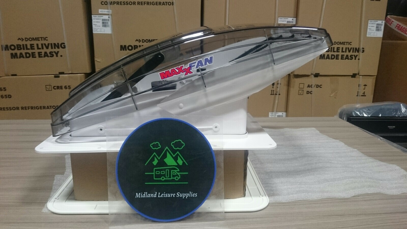 MAXXFAN Clear tint TOP DELUXE ROOF VENT Fan Vw crafter mercedes ...