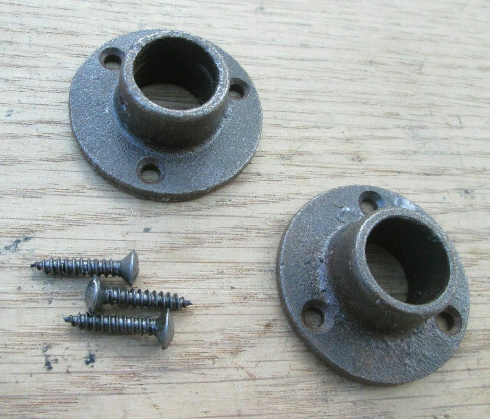 Vintage industrial shop fittings Tube Wardrobe Hanging Clothes Garment ...