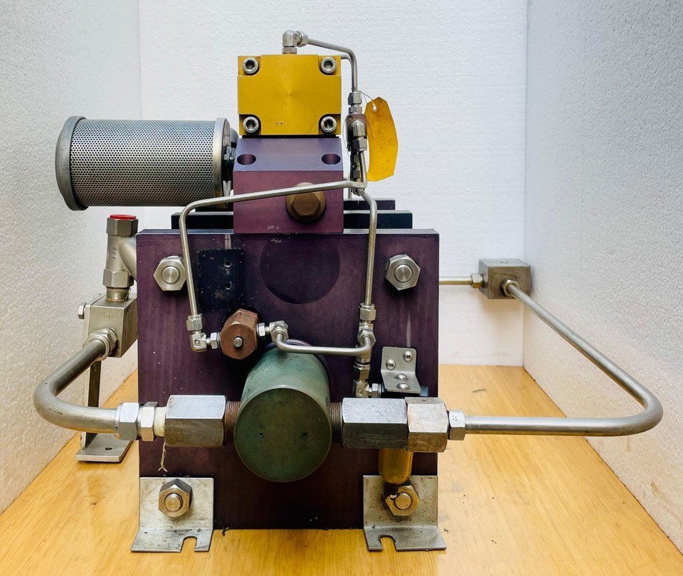 Hydratron DHDA66/3.3-N-L2 Air Operated Double Acting Hydraulic Pump ...