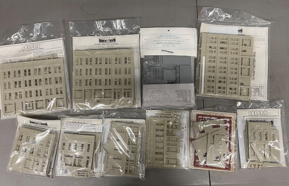 10pc Lot DPM HO Train Unassembled Building Shops Hotels Model Kits ...