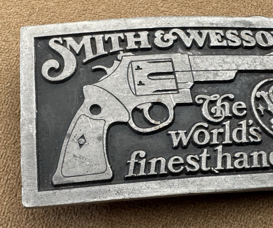 Vintage Old Western Smith & Wesson Handguns Firearms Revolver Belt ...