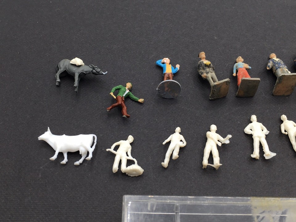 Lot of 24 HO Scale Mini Figure Plastic People Animals Painted ...