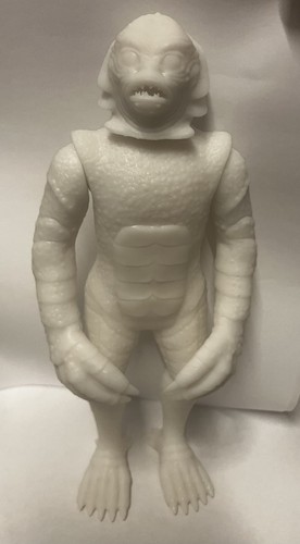 AHI Creature From The Black Lagoon-Repro 7” Art Figure - Unpainted ...