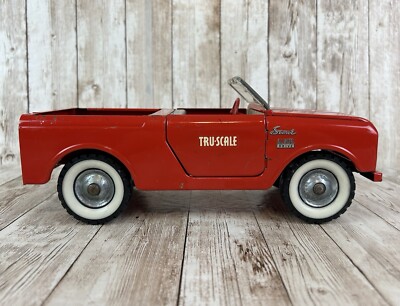 Tru Scale Scout International Harvester Red Truck Incomplete Parts Made ...