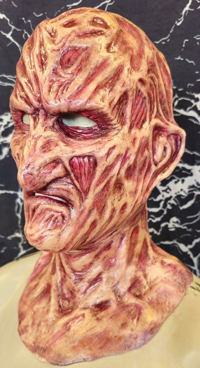 Neues Freddy Krueger Gesicht