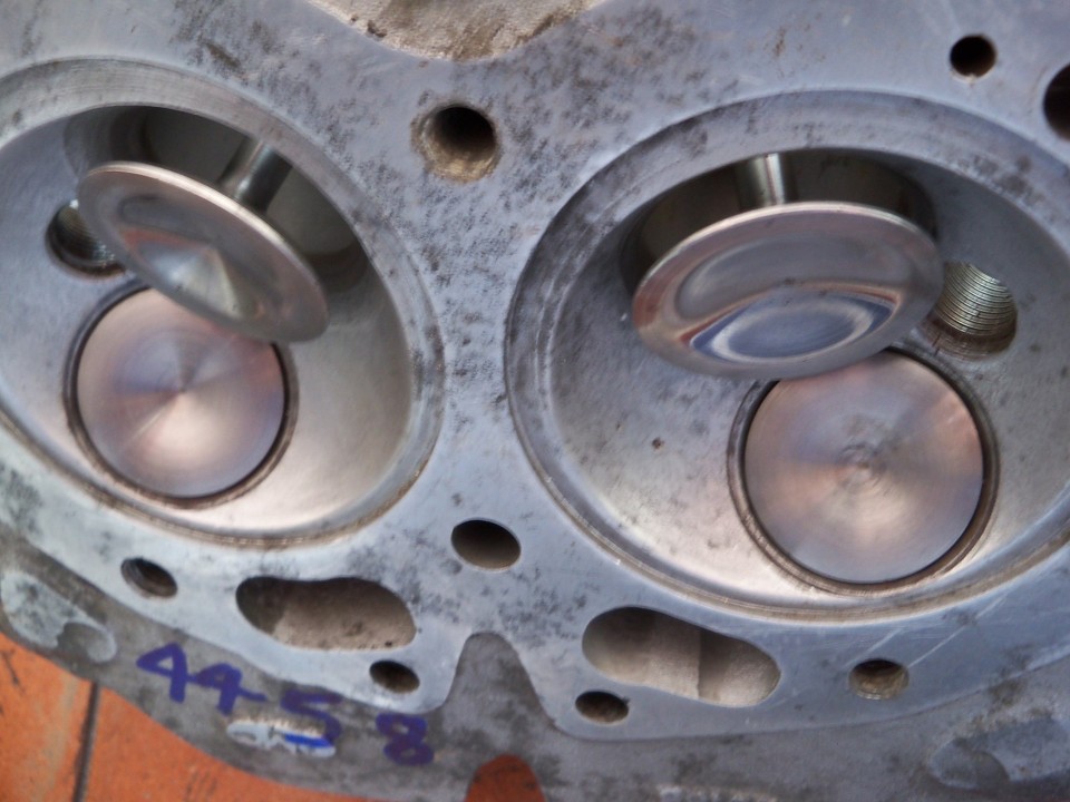 4458 - NORTON ATLAS 750 CYLINDER HEAD PRE 1966 - SUITS SPIGOTTED BARREL ...