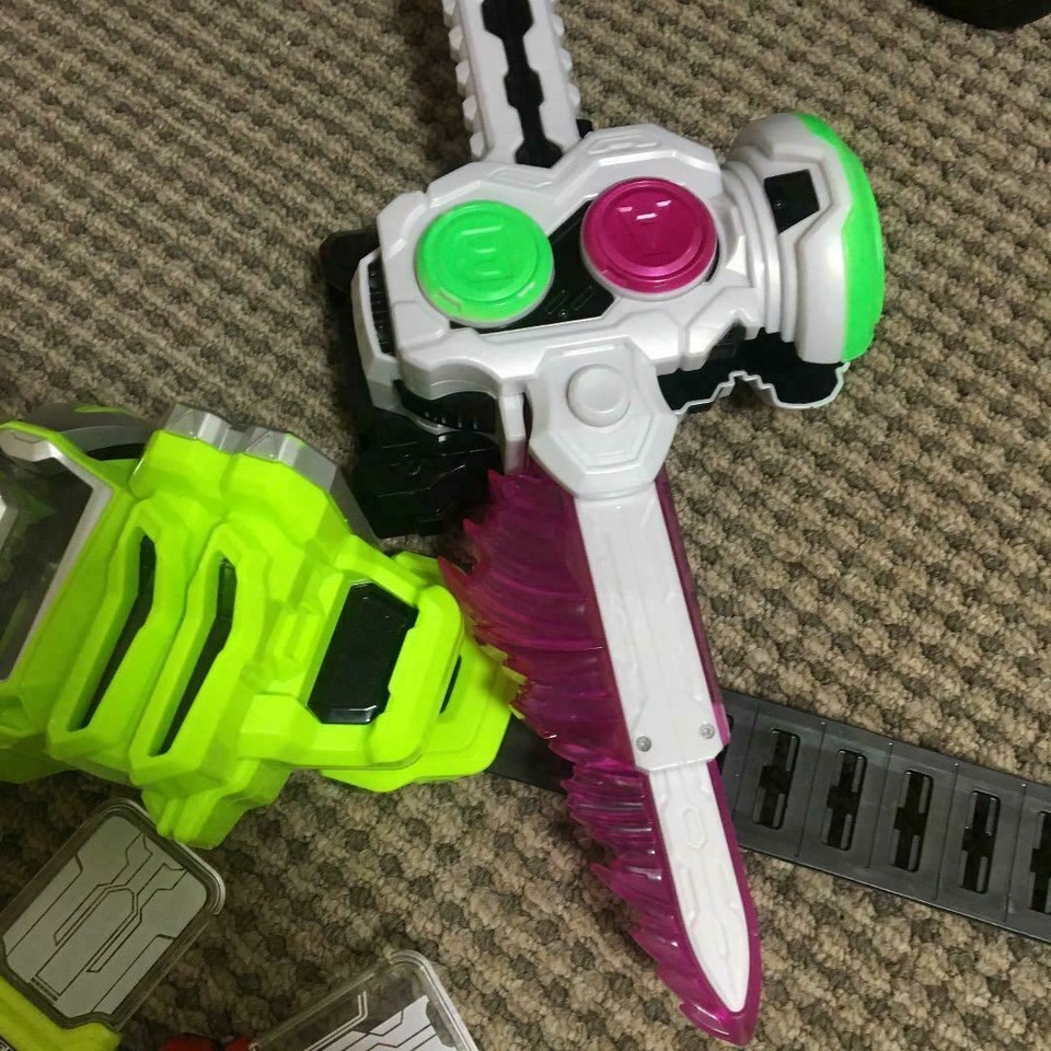 Kamen Rider Masked Ex-Aid Gamer Driver & DX Gashakon & Gashat Set ...