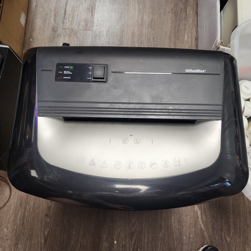 OfficeMax OM04692 16 Sheet Micro Cut Shredder | eBay