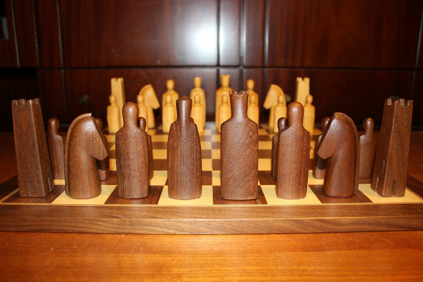 1960s ANRI HAND CARVED MAPLE + BURMA TEAK WOOD ELSINORE ITALIAN CHESS ...
