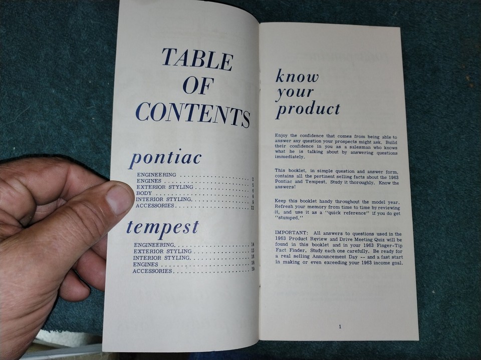 1963 PONTIAC & TEMPEST POCKET FACTS BOOK ORGINAL 21 PAGE SALESMAN ...