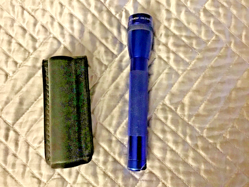 Mini Maglite flash light With black leather belt holster | eBay