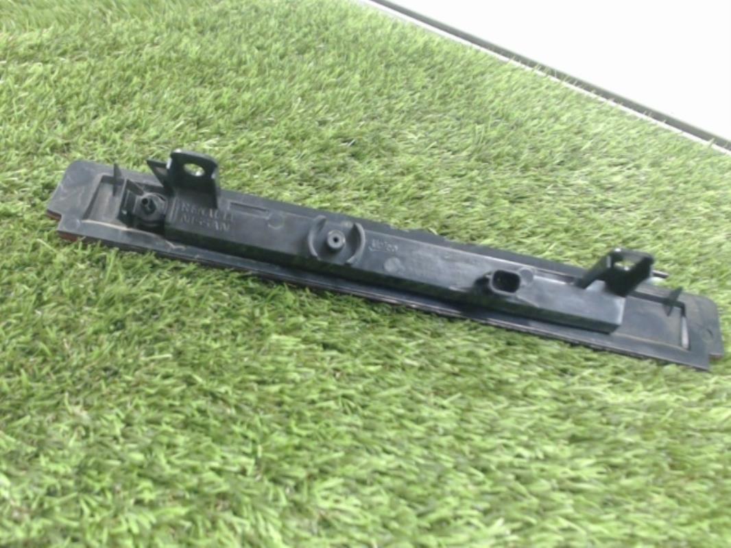 Feu arriere stop central RENAULT CLIO 4 265902759R | eBay