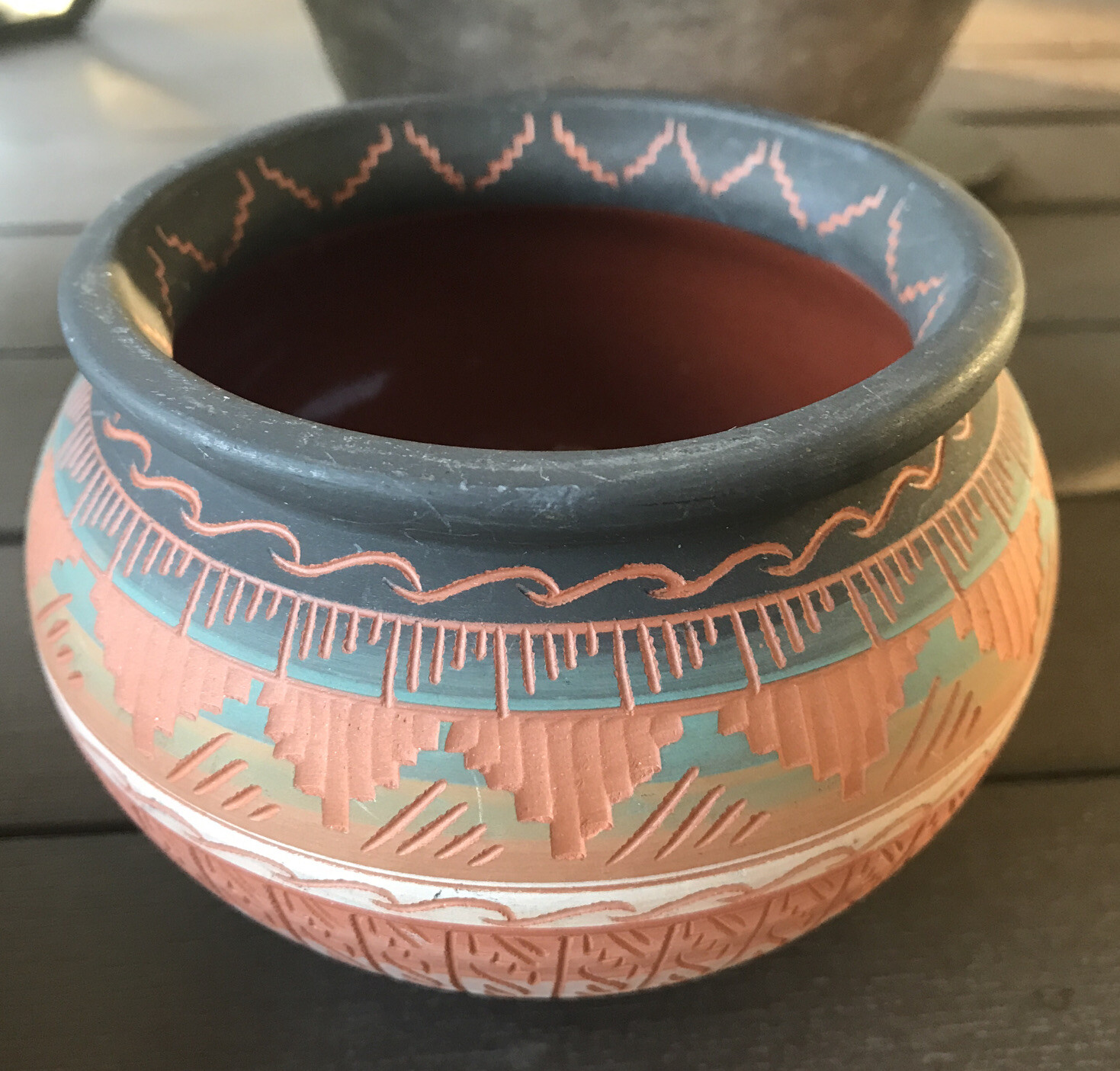 2 NAVAJO POTS POTTERY Incised Feathers 1 - ADA MORGAN 1 - Maggie Begay ...