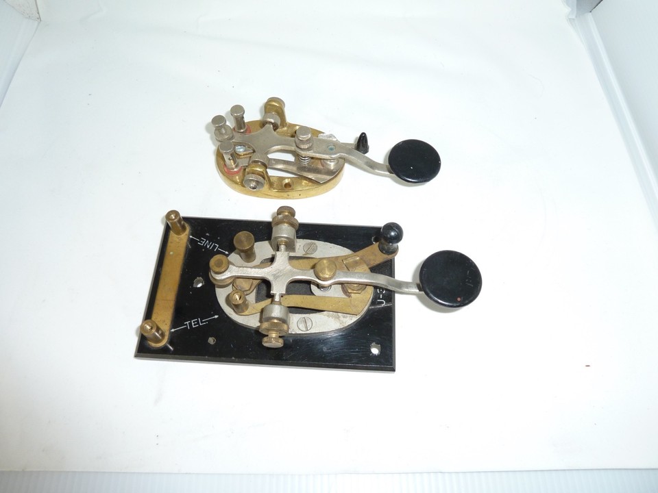VINTAGE PAIR OF MORSE CODE TELEGRAPH KEYS L@@K | eBay Australia