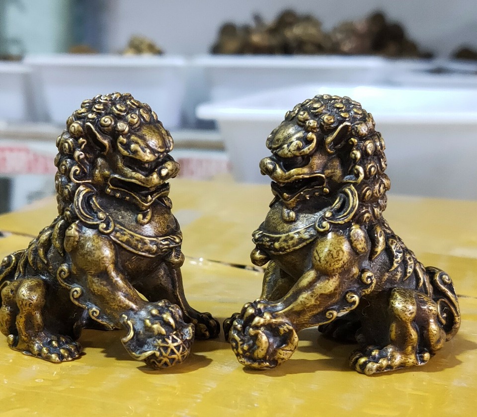 2.8cm Antique Bronze mini Fu Foo Dog lion Statue old Archaic guard ...