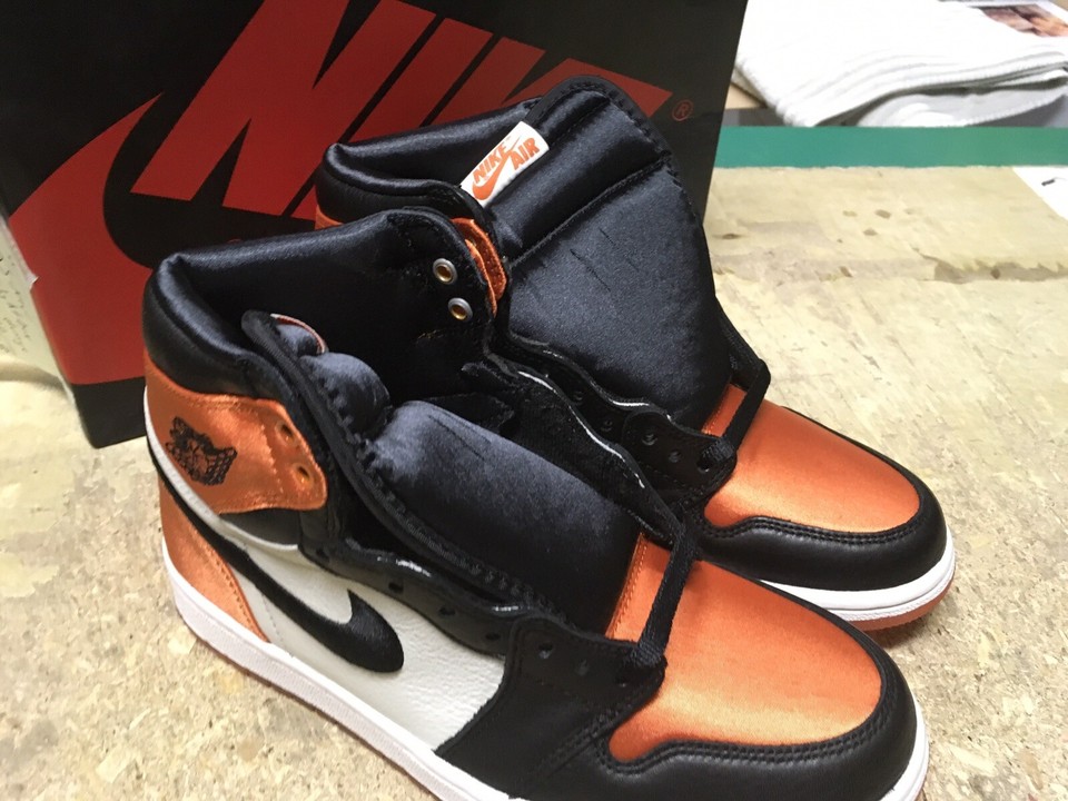 DS WOMENS NIKE AIR JORDAN 1 RETRO HI OG SATIN SHATTER BACKBOARD AV3725 ...